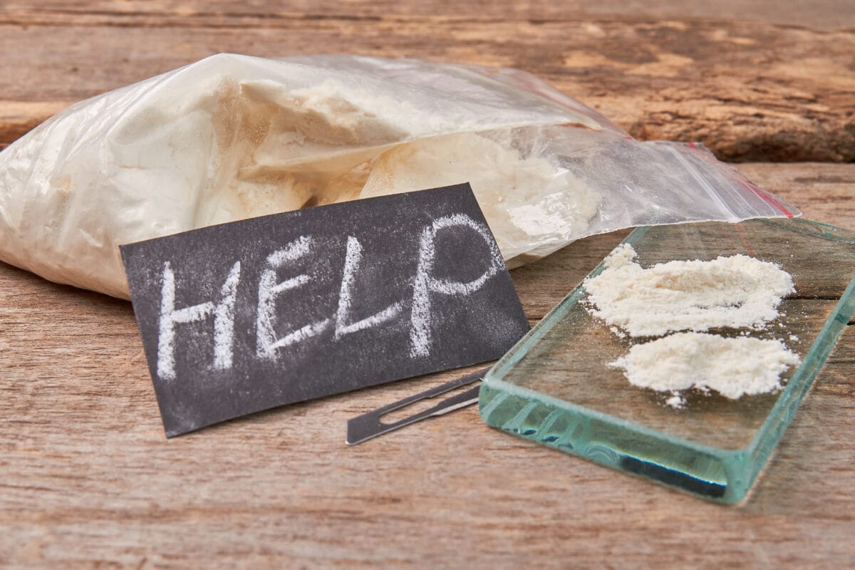 The Symptoms and Stages of Cocaine Addiction | Sober Speak